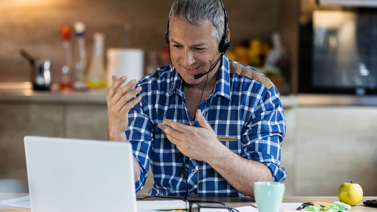 Bring Telephony to Your Customer Service Voice Channel | Salesforce