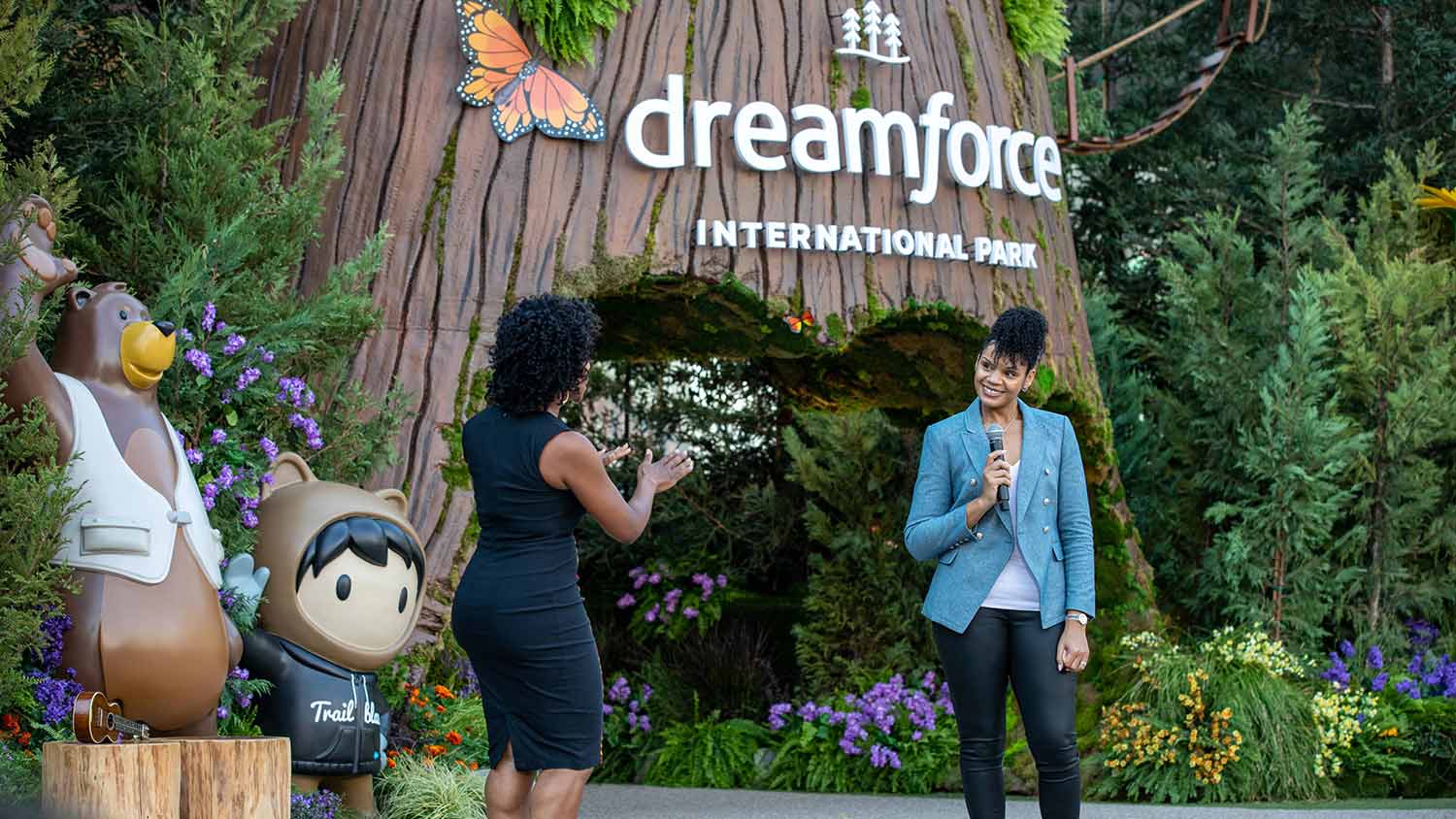 Dreamforce for Marketers — Your 5-Minute Guide | Salesforce