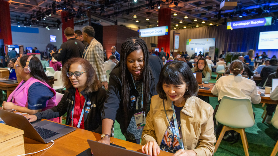 SFR Embedding | Enhance Text Retrieval with Transfer Learning - Salesforce