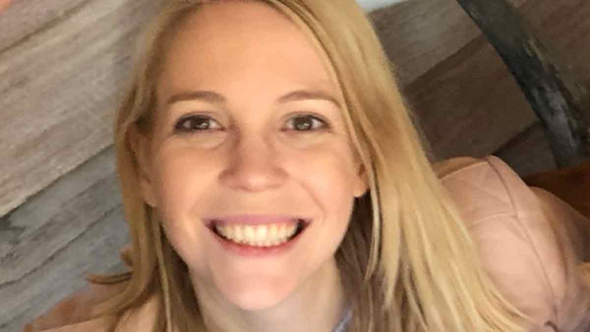 Amanda Hall's Instagram, Twitter & Facebook on IDCrawl