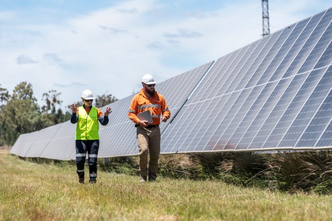 Australia's Newest Solar Farm Opens, Powering Salesforce's First ...