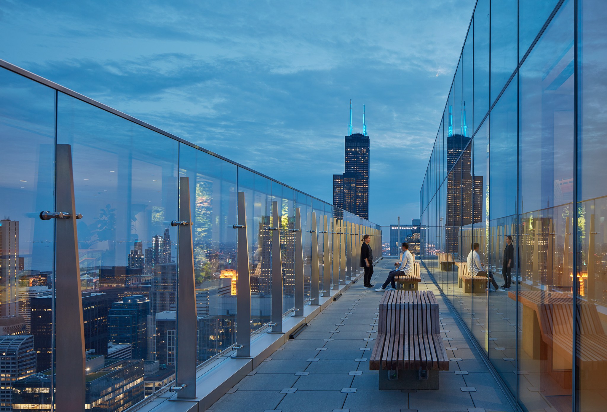 Salesforce Tower Chicago Makes Its Mark on the City Skyline - Salesforce